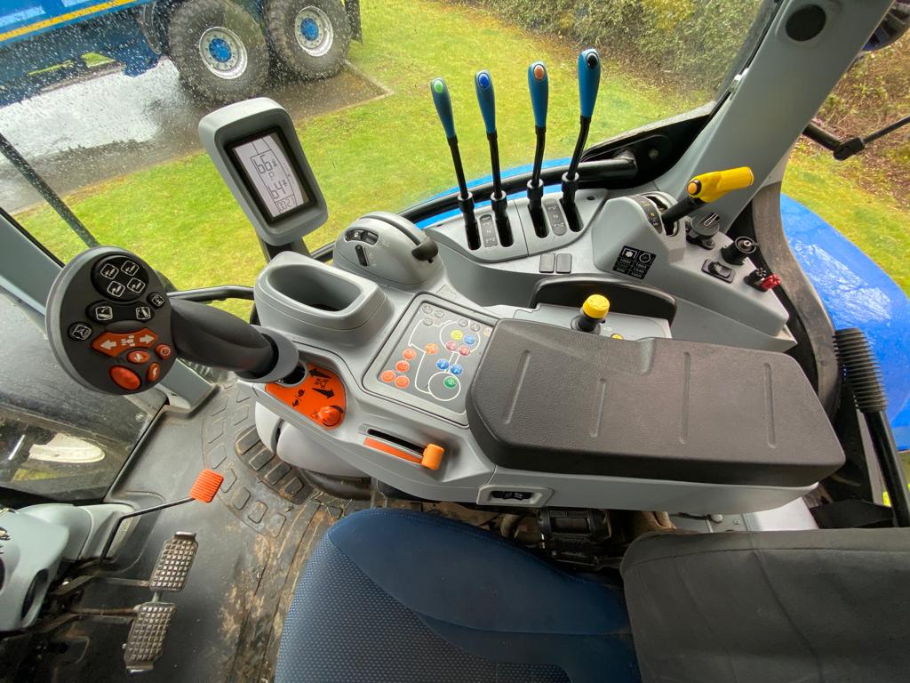 New Holland – T6.175 DCT – Tractor – Bryson Tractors Ltd