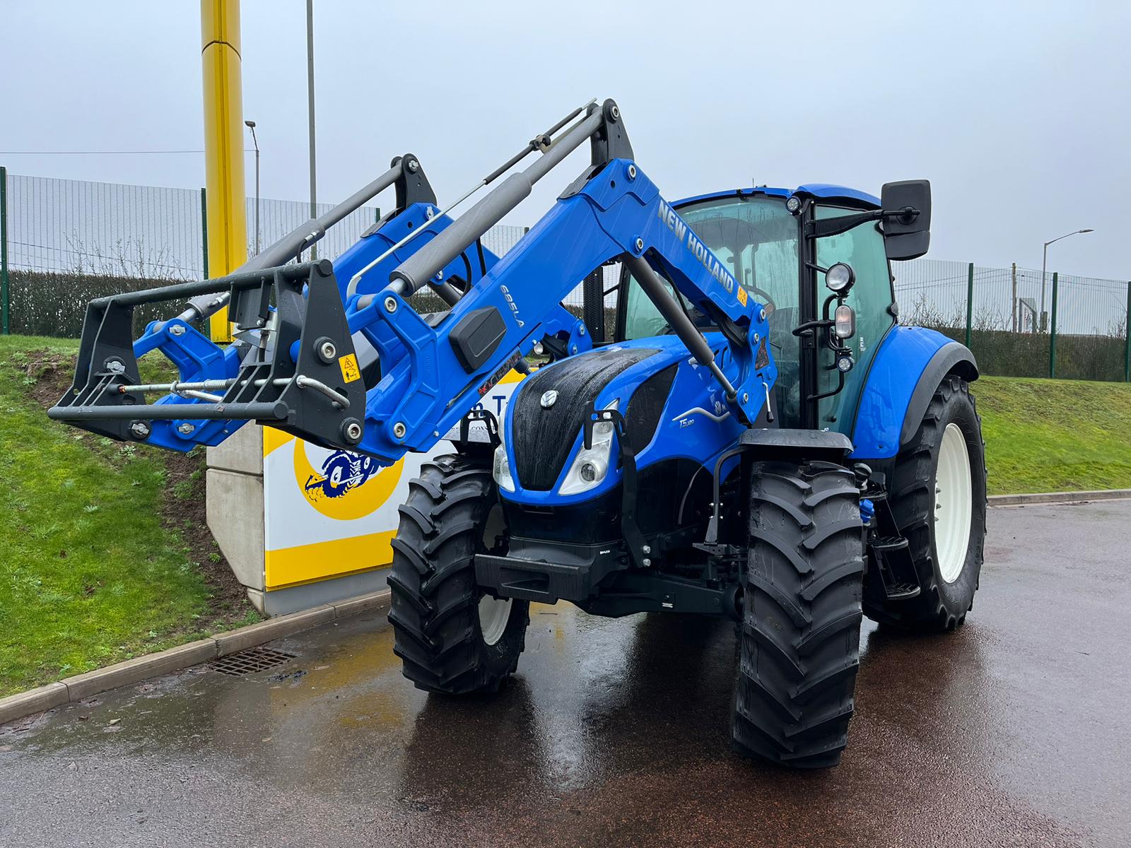 New Holland – T5.120 EC – Tractor – Bryson Tractors Ltd
