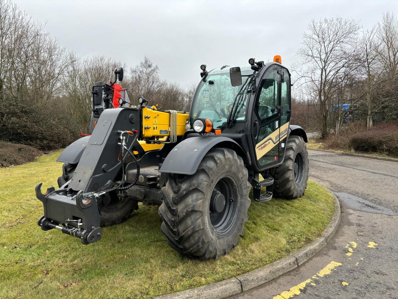 New Holland – TH7.42 – telehandler – Bryson Tractors Ltd