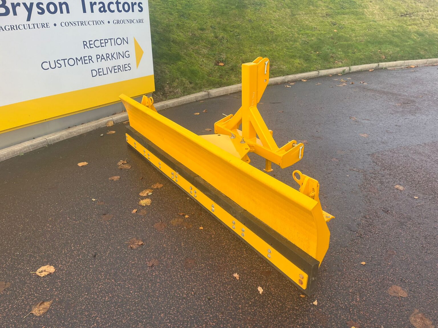 Murray Machinery – SNOW PLOUGH – Snow Plough – Bryson Tractors Ltd