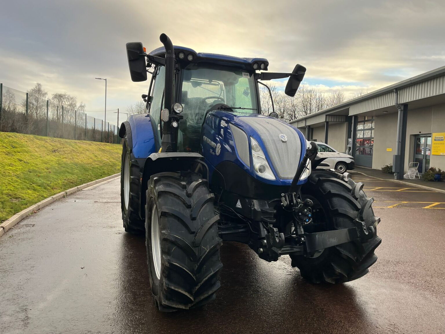 New Holland – T6.180 AC – Demonstrator Tractor – Bryson Tractors Ltd